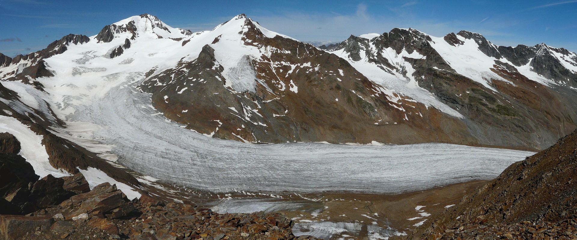 Researchers discover how to model snowpack dynamics on mountain ...